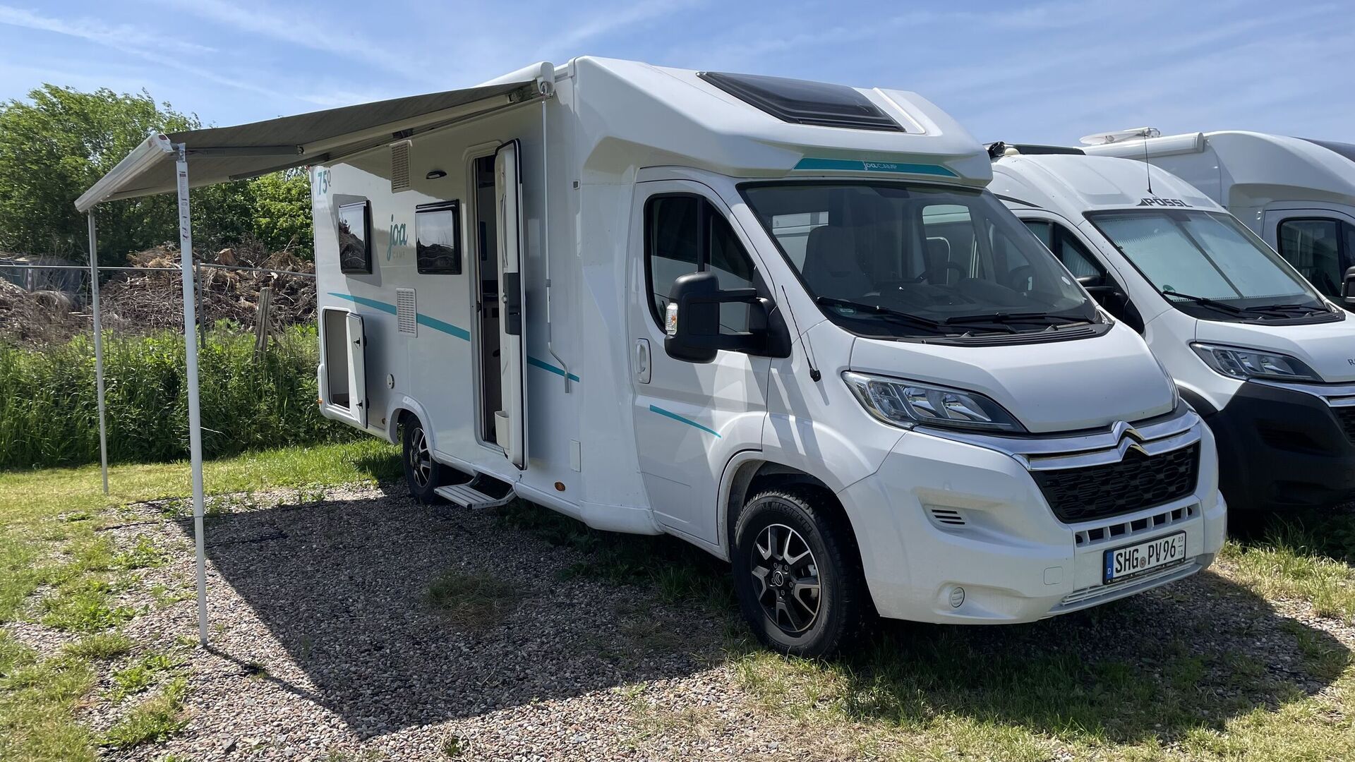 Wohnmobil mieten bei Wohnmobil Barghorn nahe Hameln , Stadthagen | JOA ...
